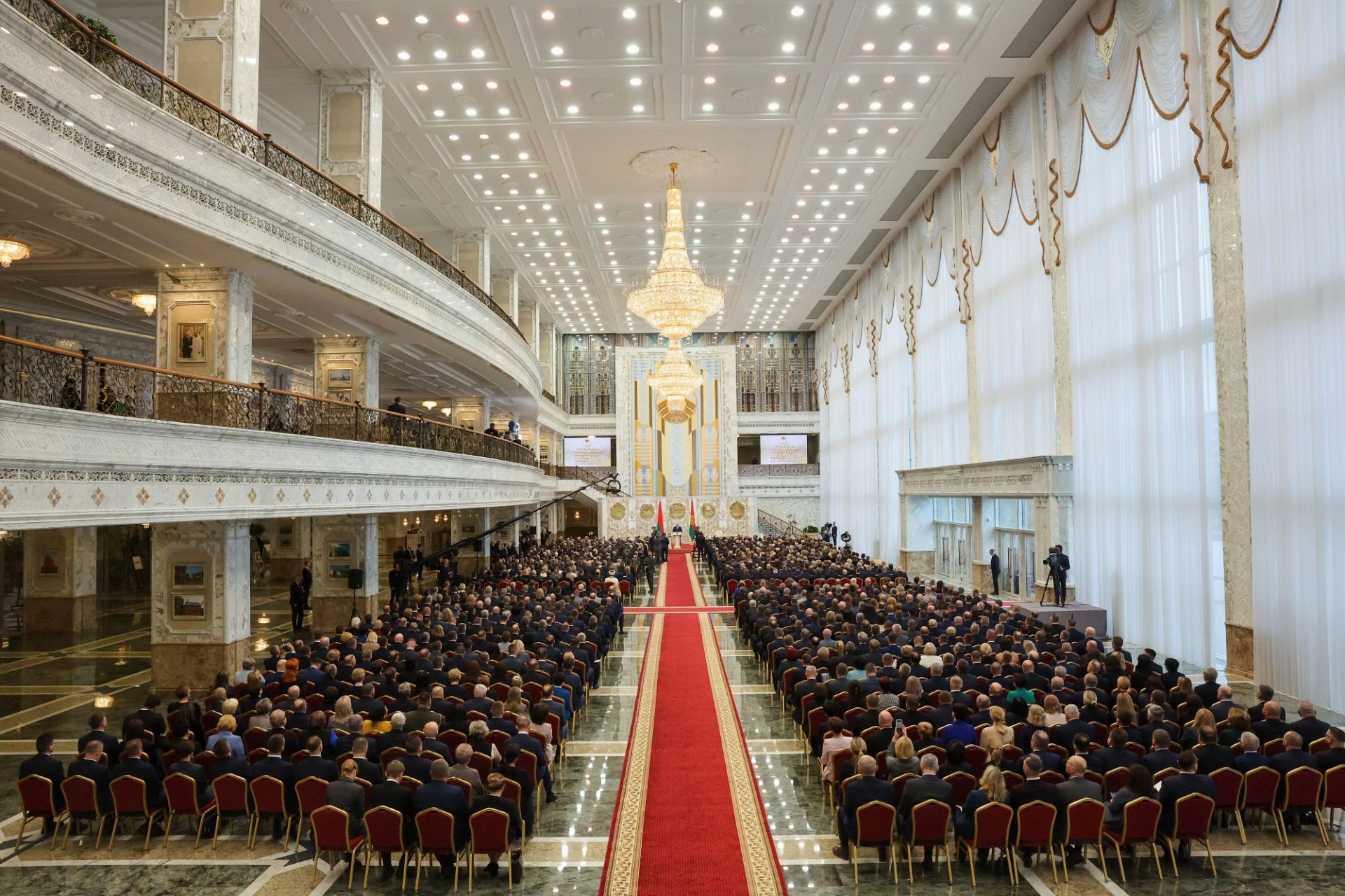 Alexander Lukaschenko für siebte Amtszeit als Präsident von Belarus ...
