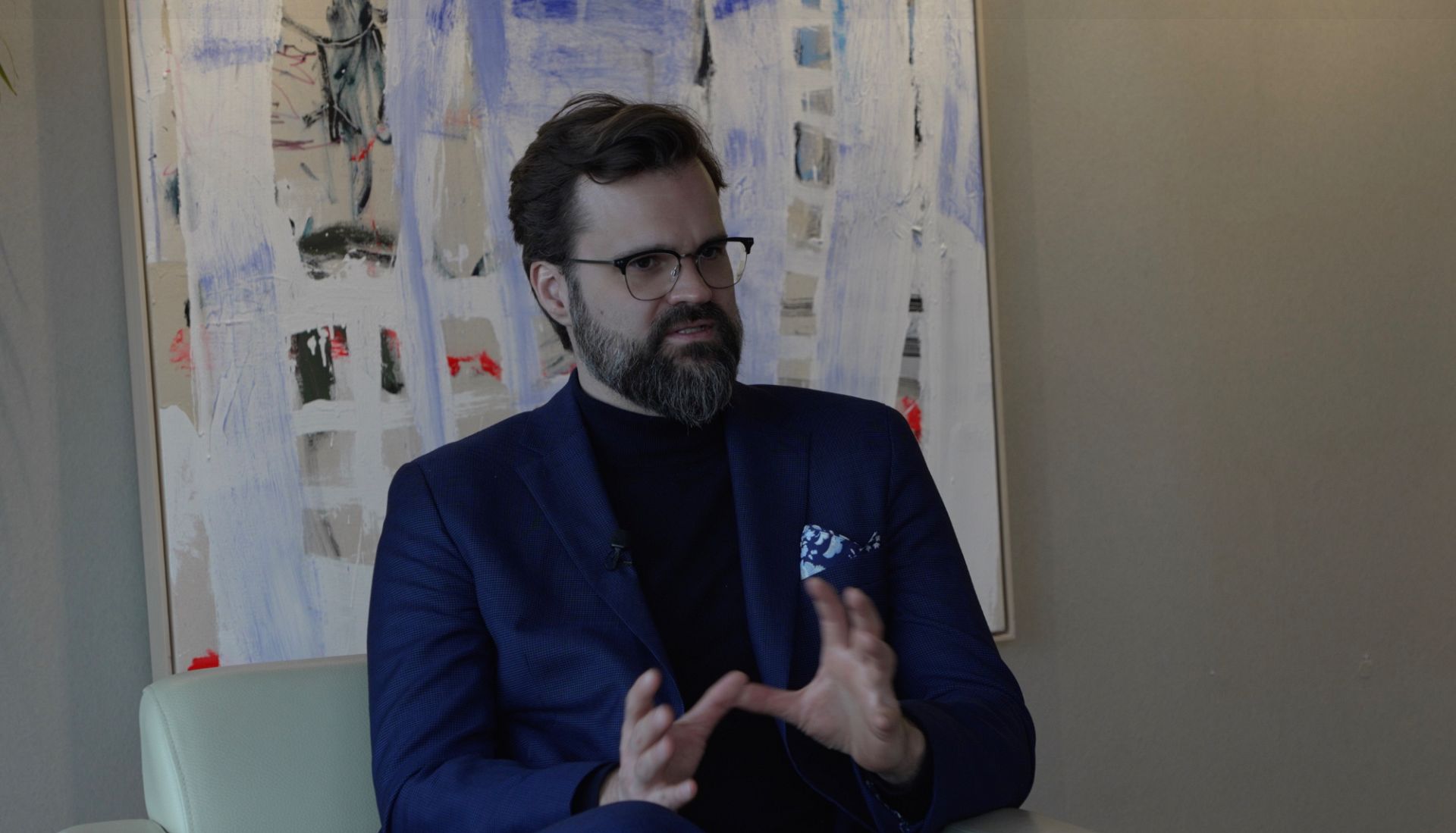 'Fully committed to peace': Is it time to bring back conscription in ...