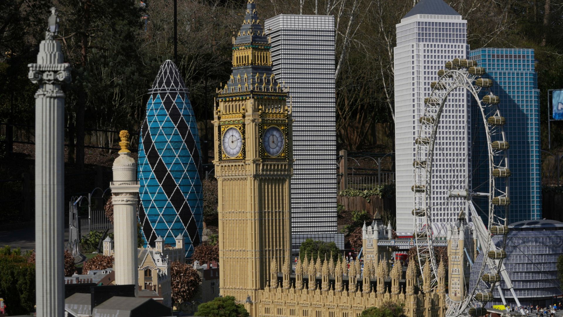 Video. Legoland Windsor unveils stunning Miniland London makeover ...