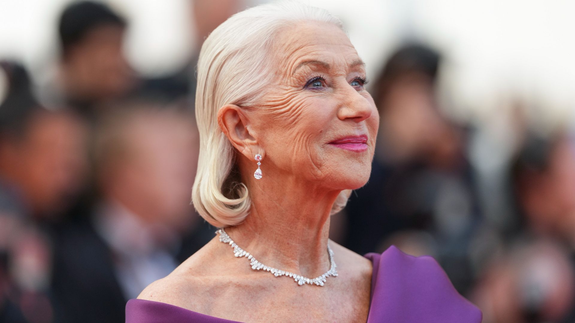 Helen Mirren cree que James Bond no debería ser una mujer por el ...