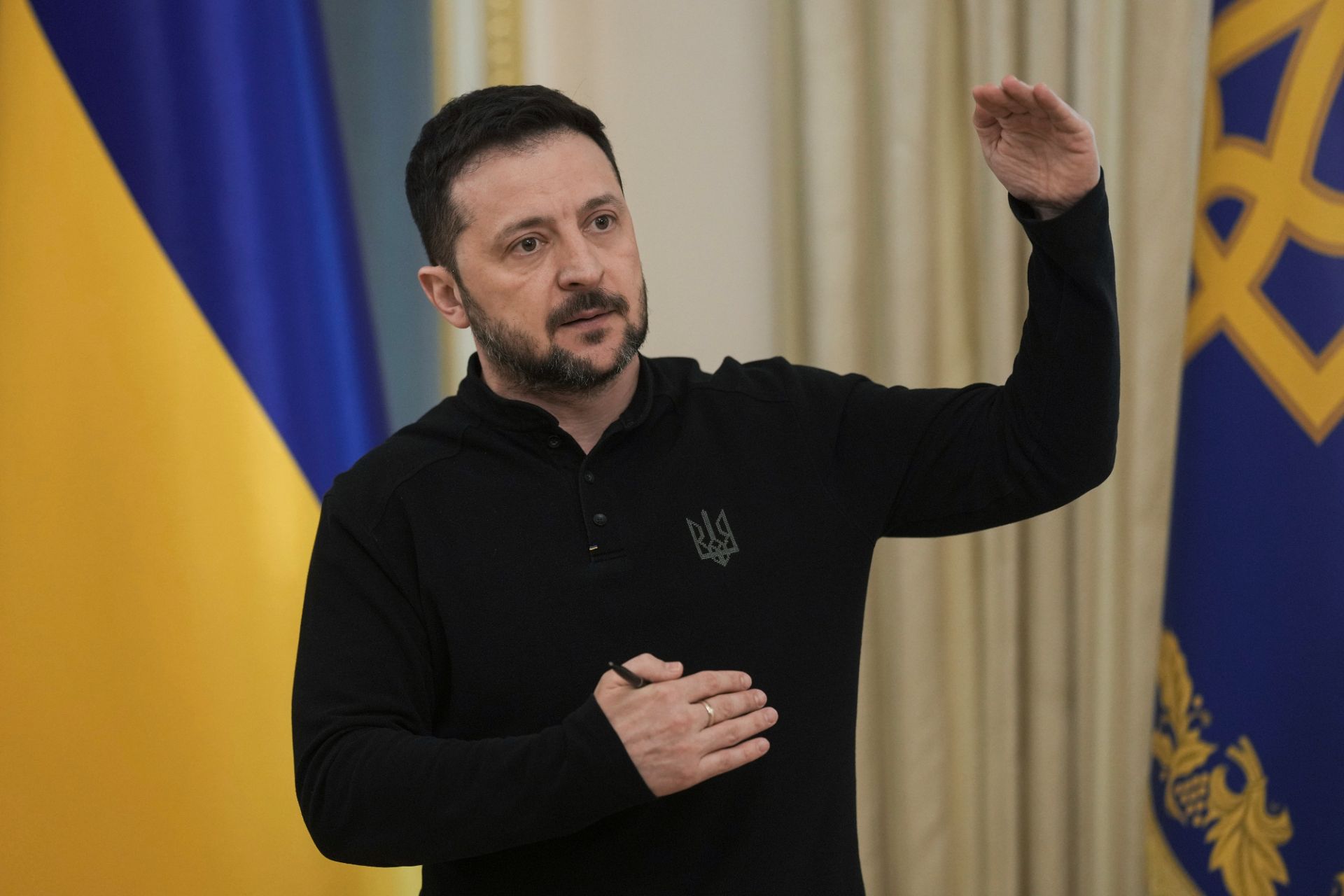 Zelenskyy pede pressão sobre a Rússia e diz que Putin não quer saber da ...