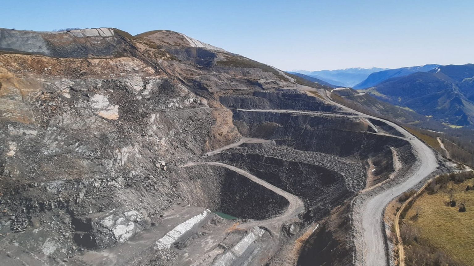 Mindestens 5 Tote und mehrere Verletzte: Explosion in der Mine von ...