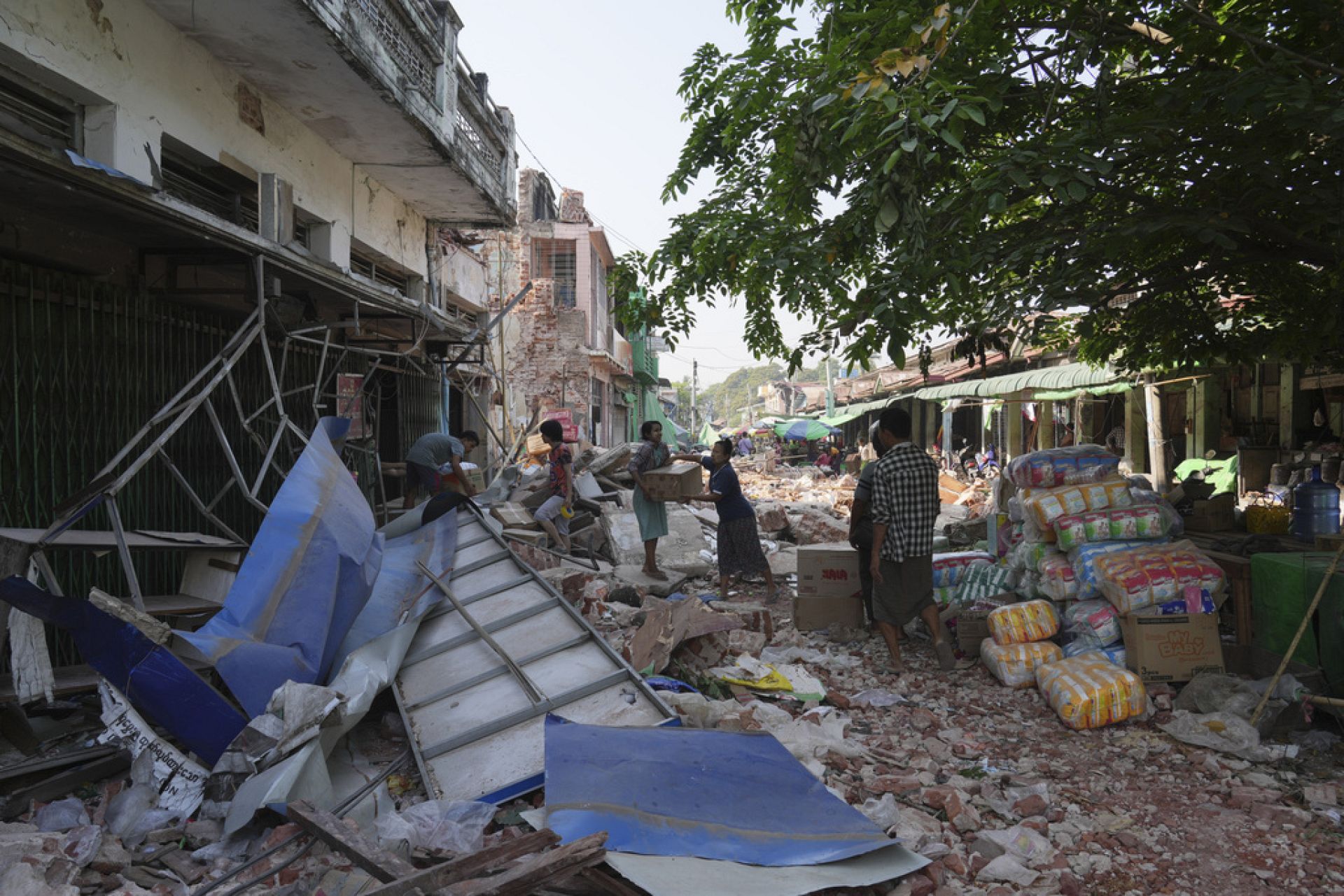 Woman rescued from rubble in Myanmar as hope for earthquake survivors ...