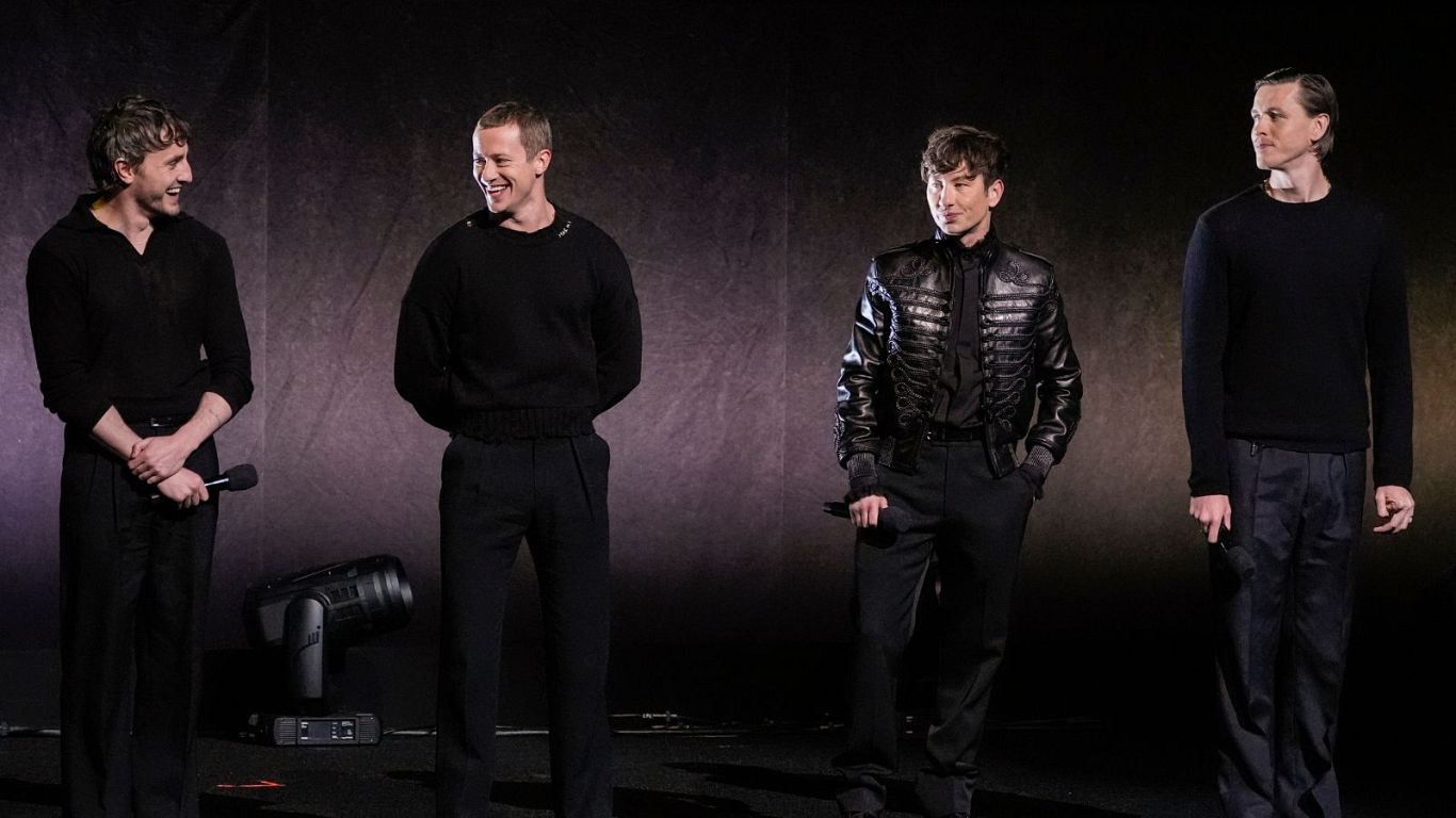 Paul Mescal, Barry Keoghan, Joseph Quinn e Harris Dickinson ...