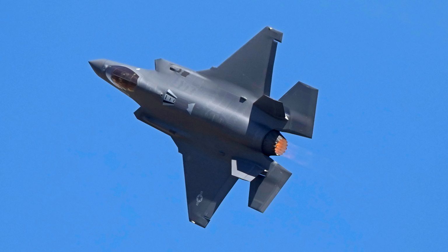La place importante des avions de combat américains dans l’arsenal ...