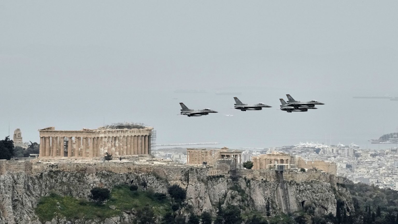 Greece to spend €25 billion over next decade on hi-tech overhaul of ...