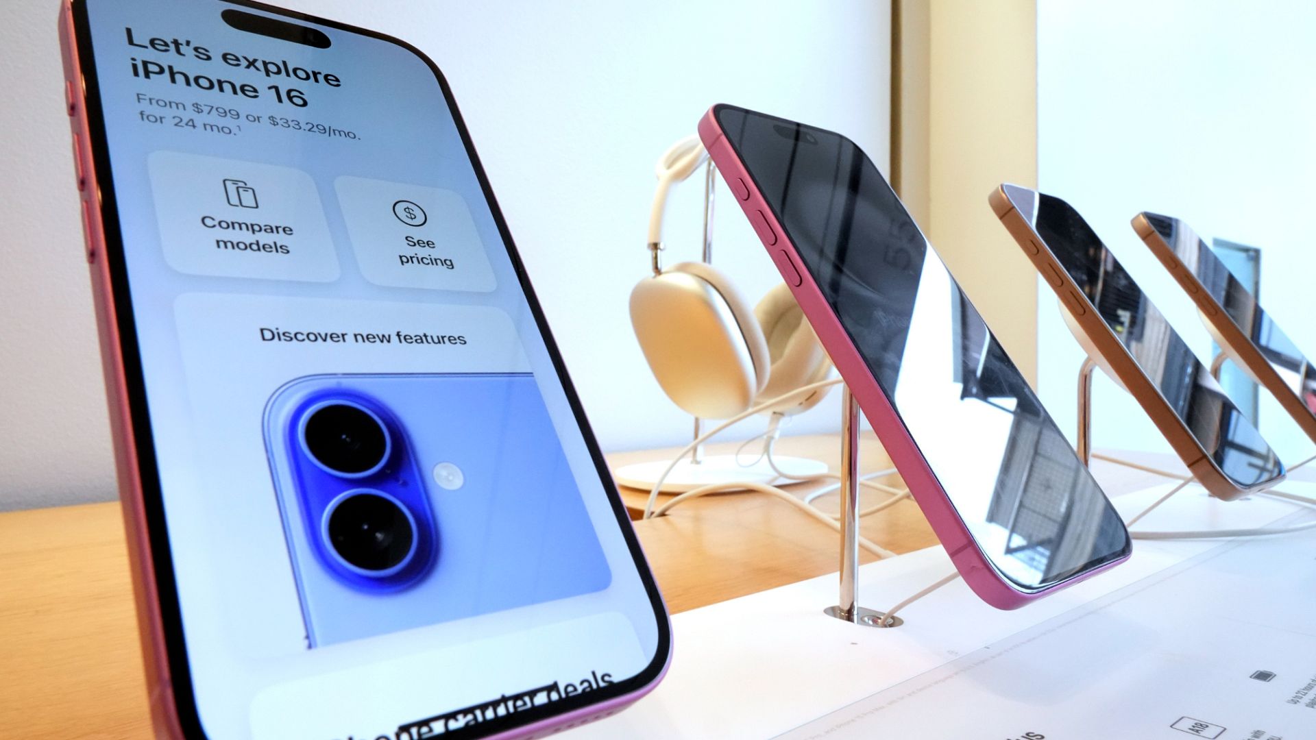 Πιθανή έως και 40% αύξηση στις τιμές των iPhone εξαιτίας των δασμών του ...