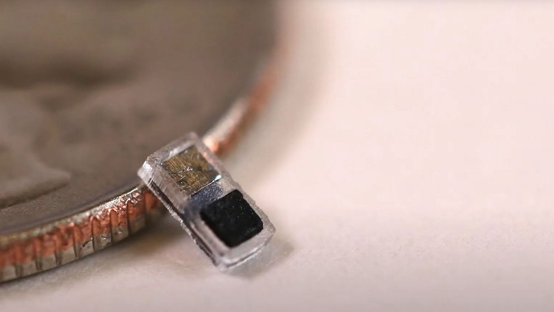 Le plus petit pacemaker du monde fait la taille d’un grain de riz ...