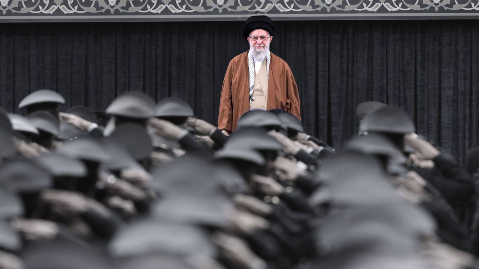 «دریچه آسیب‌پذیری» جمهوری اسلامی؛ «بقای نظام در خطر باشد رفتار تهران ...