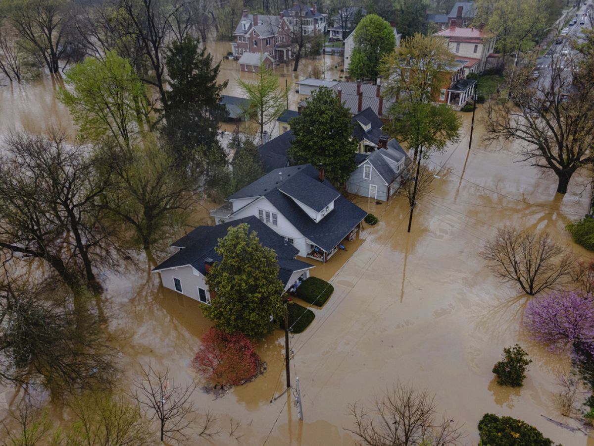 At least 18 killed as heavy rains cause flooding in midwestern and ...