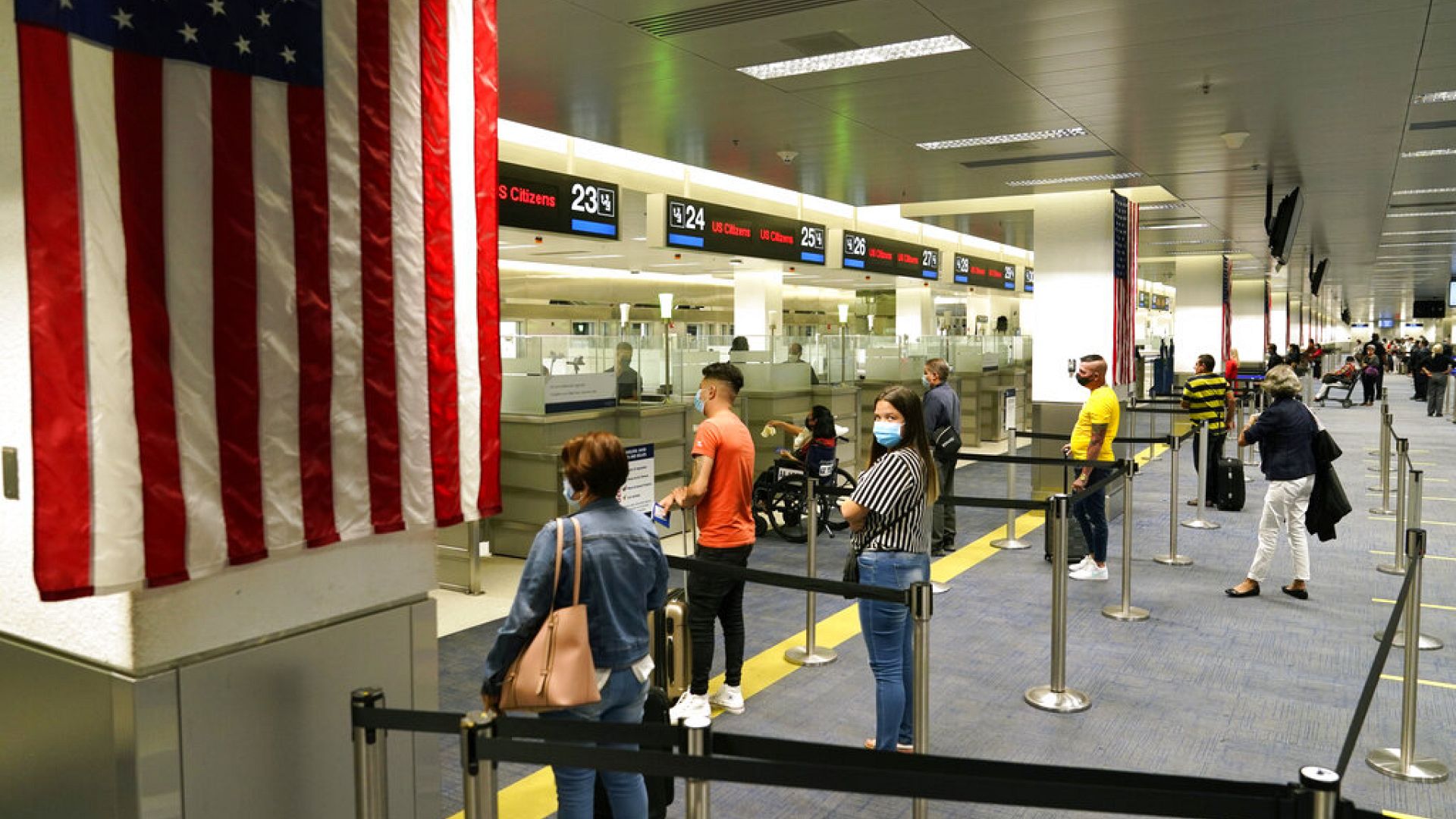 LGBTQ+ travellers forgo trips to the US as gender rules on passports change | Euronews