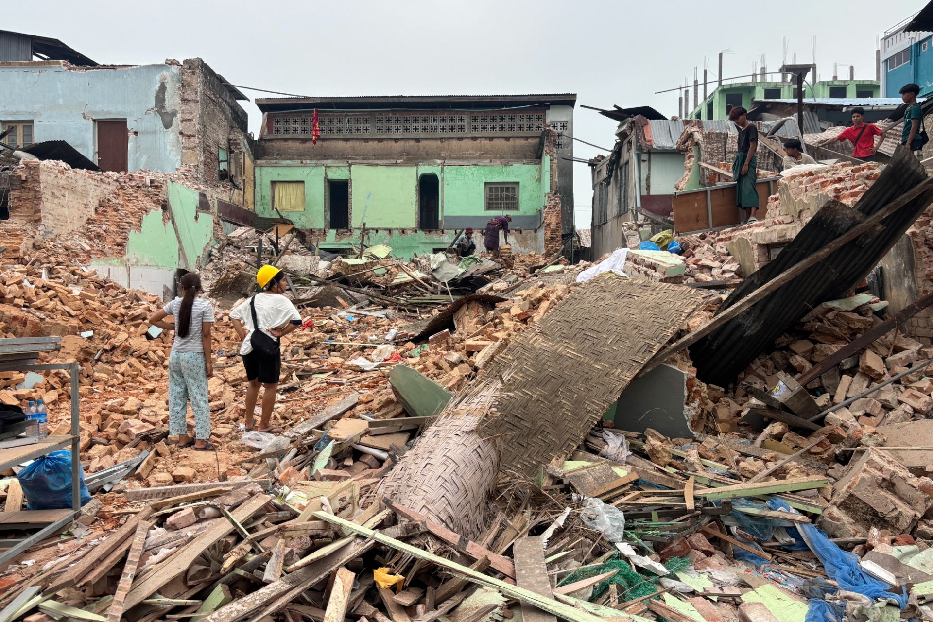 Thai-Chinese company denies ignoring safety after quake caused block to ...