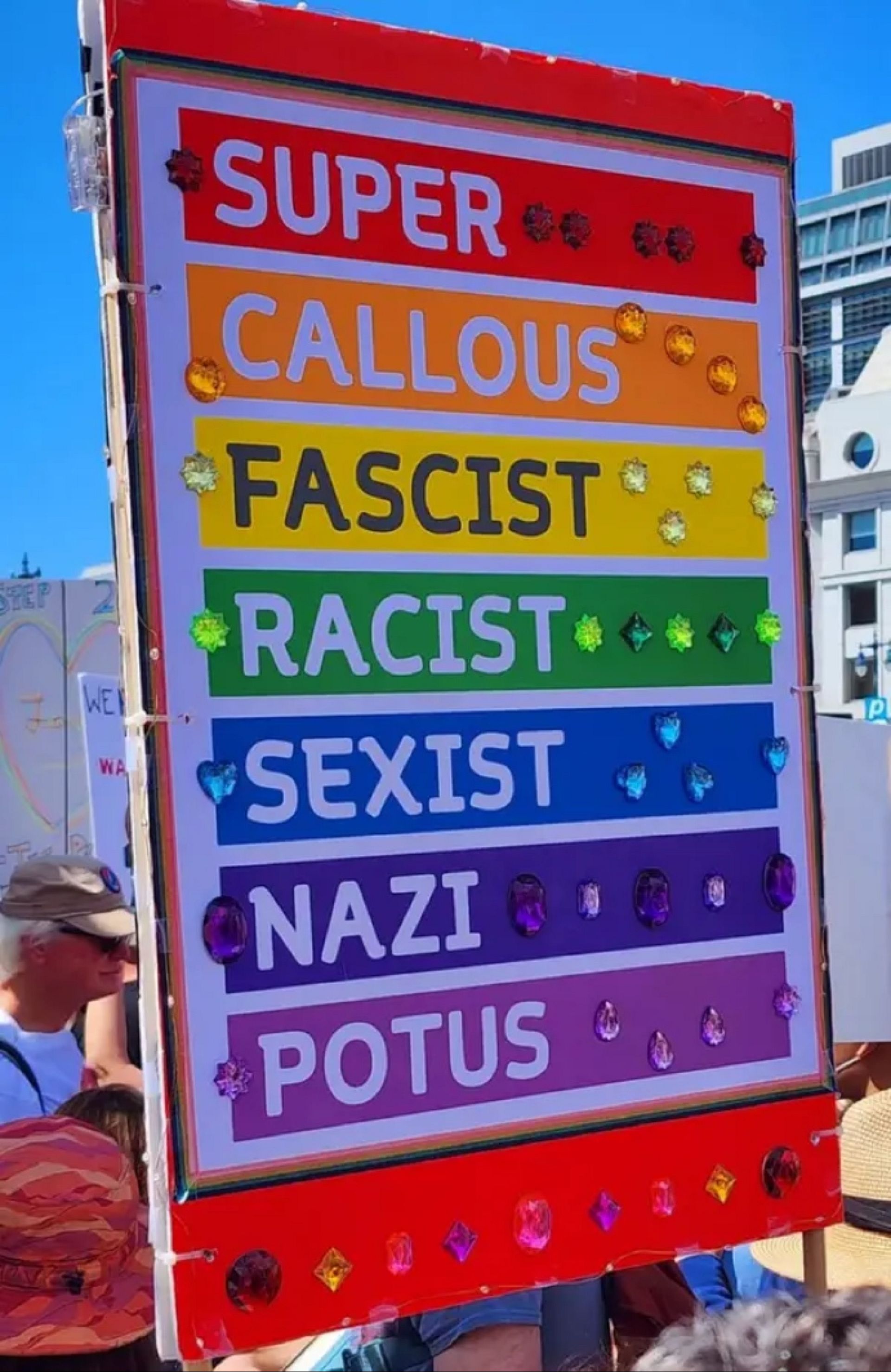 The 10 best and funniest signs from the US ‘Hands Off’ protests | Euronews