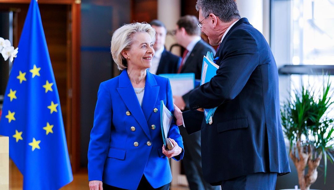 The silence between von der Leyen and Trump looms large over trade ...