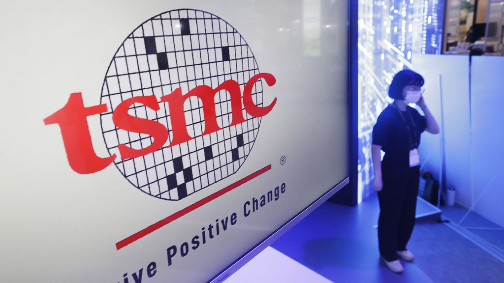 TSMC shares soar as semiconductor firm announces surprise revenue lift ...