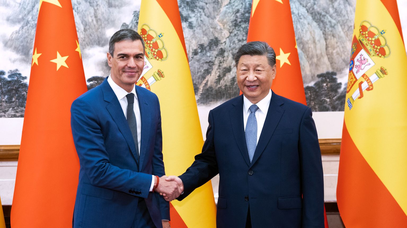 Spain's Pedro Sánchez aims for closer trade ties with China amid US ...
