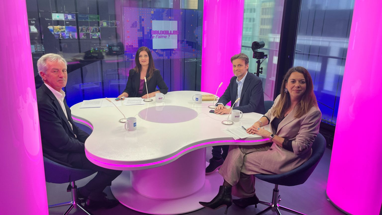 'Bruselas, ¿te quiero?' Tras la caída de Le Pen ¿qué le espera a ...