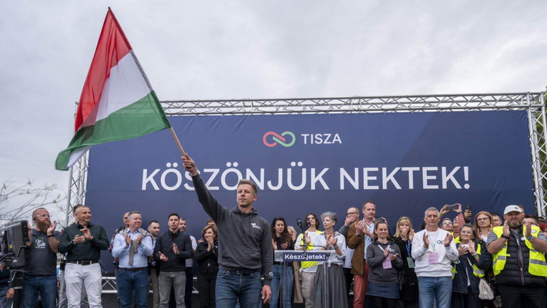 Ungarns Oppositionsführer Péter Magyar hält Kundgebung in Budapest ab ...