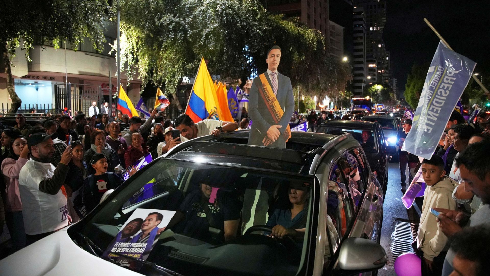 Conservative President Noboa secures re-election in Ecuador | Euronews