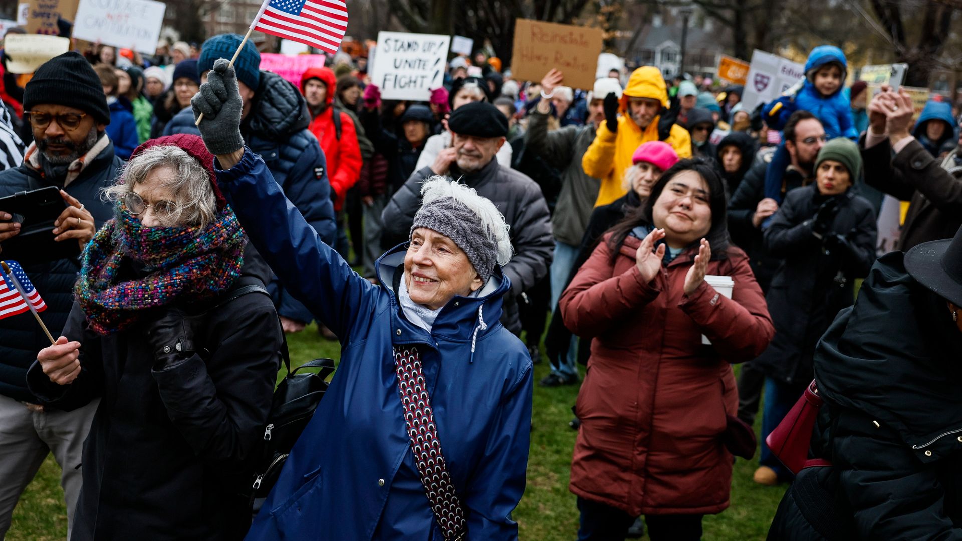 Vidéo. États-Unis : l'administration Trump gèle plus de 2 milliards de ...
