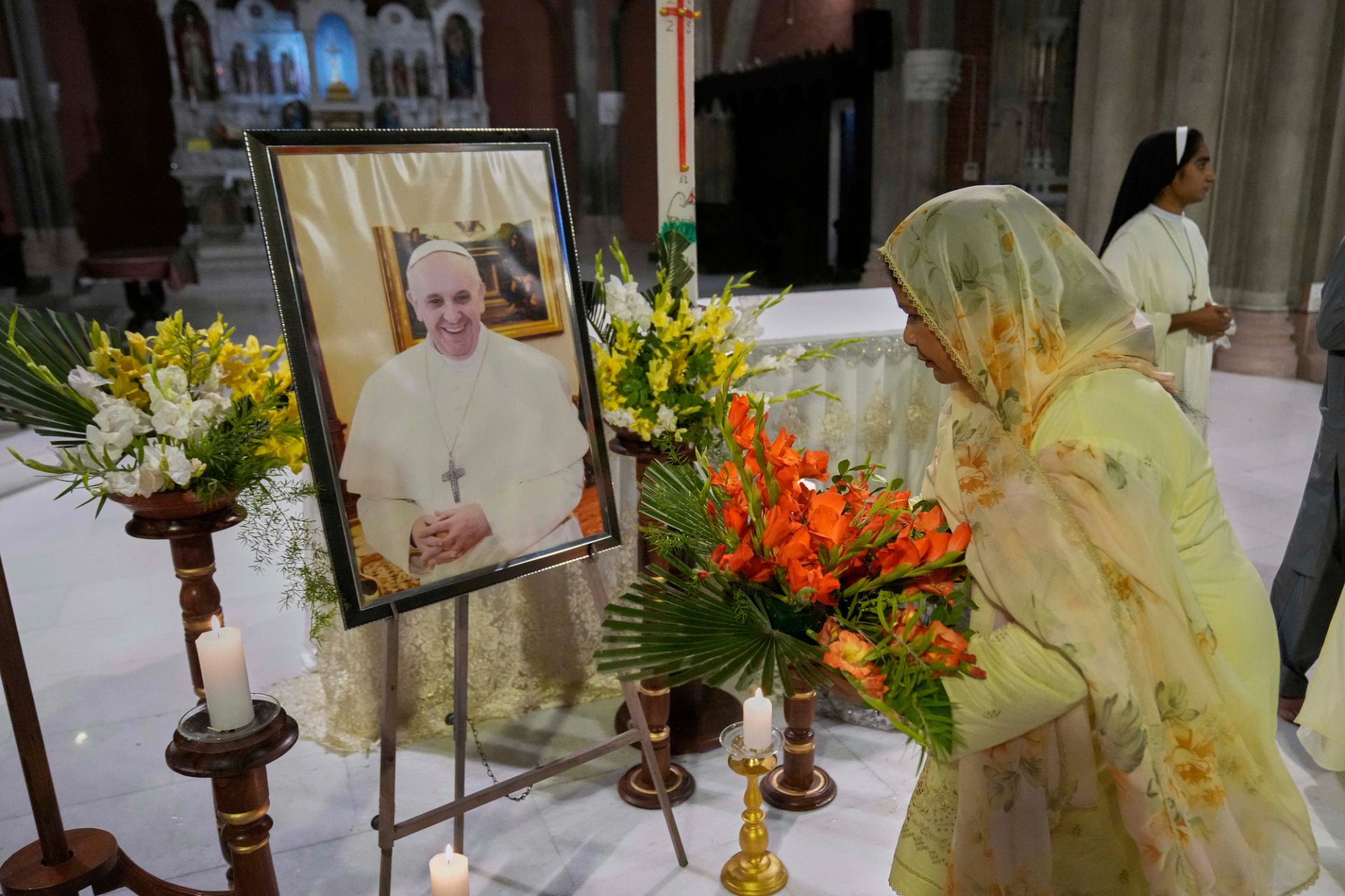 New papal burial rites established at Pope Francis' request | Euronews