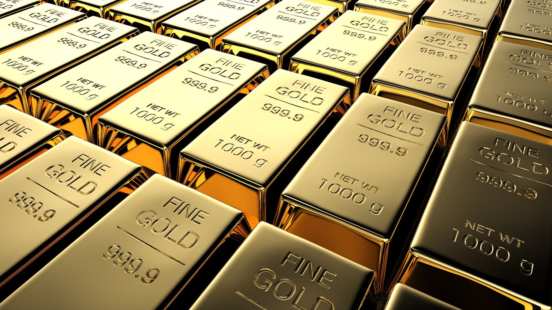 Gold price hits record high: What’s behind the precious metal’s rally ...