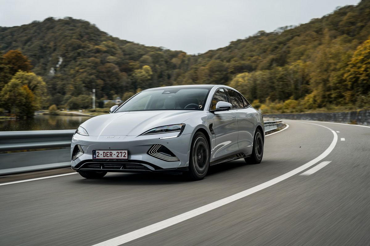 ¿Quiénes se benefician del declive de Tesla en Europa? Los compradores ...