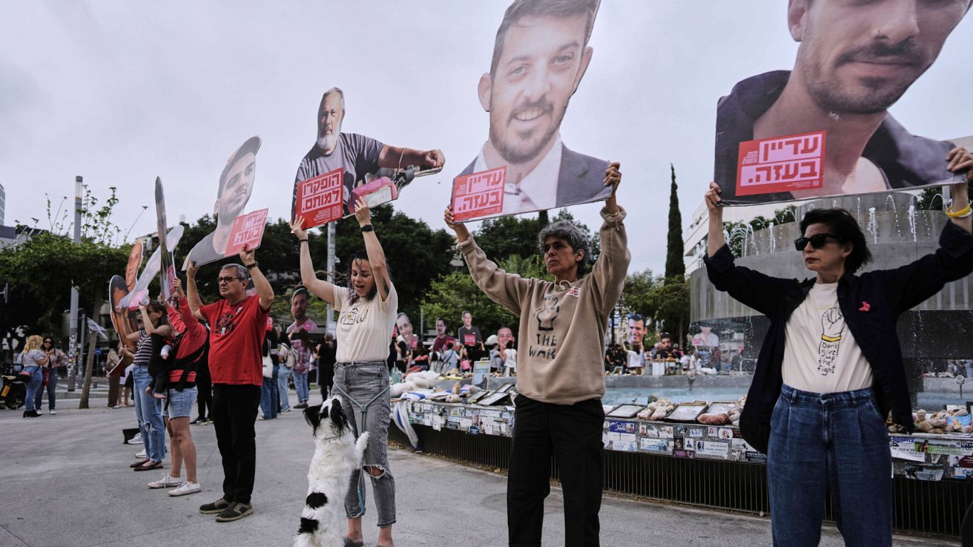 Video. Il robot AI di Nvidia 'Blue' stupisce con un'interazione dal ...