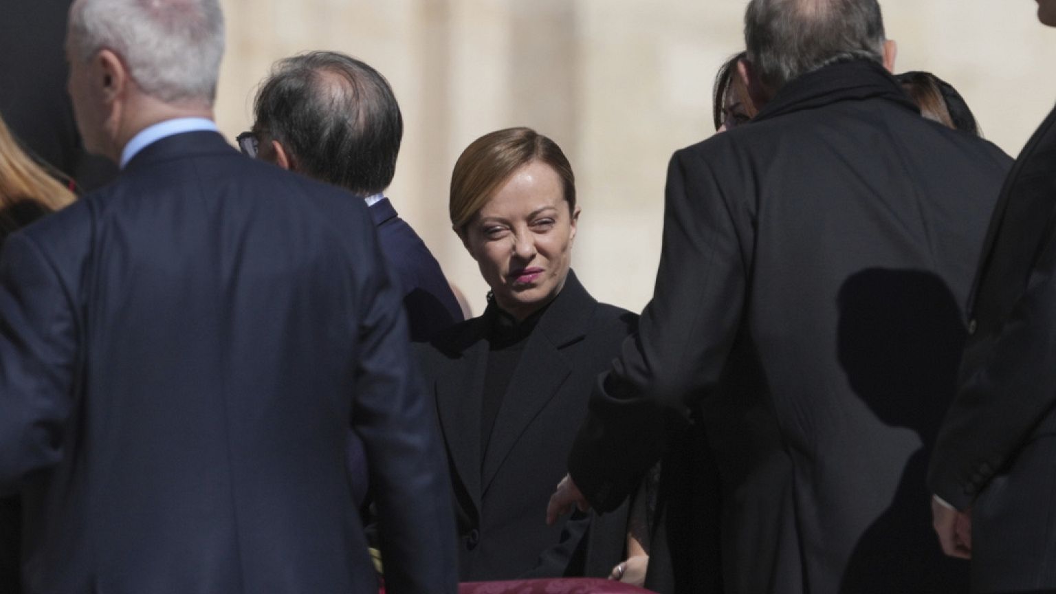 Meloni-Zelensky meeting lasted almost an hour, Italian PM: 'Russia ...