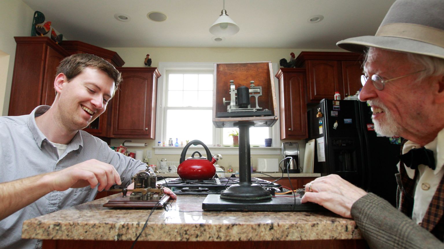 Día del código Morse: cómo revolucionó las comunicaciones y sigue ...