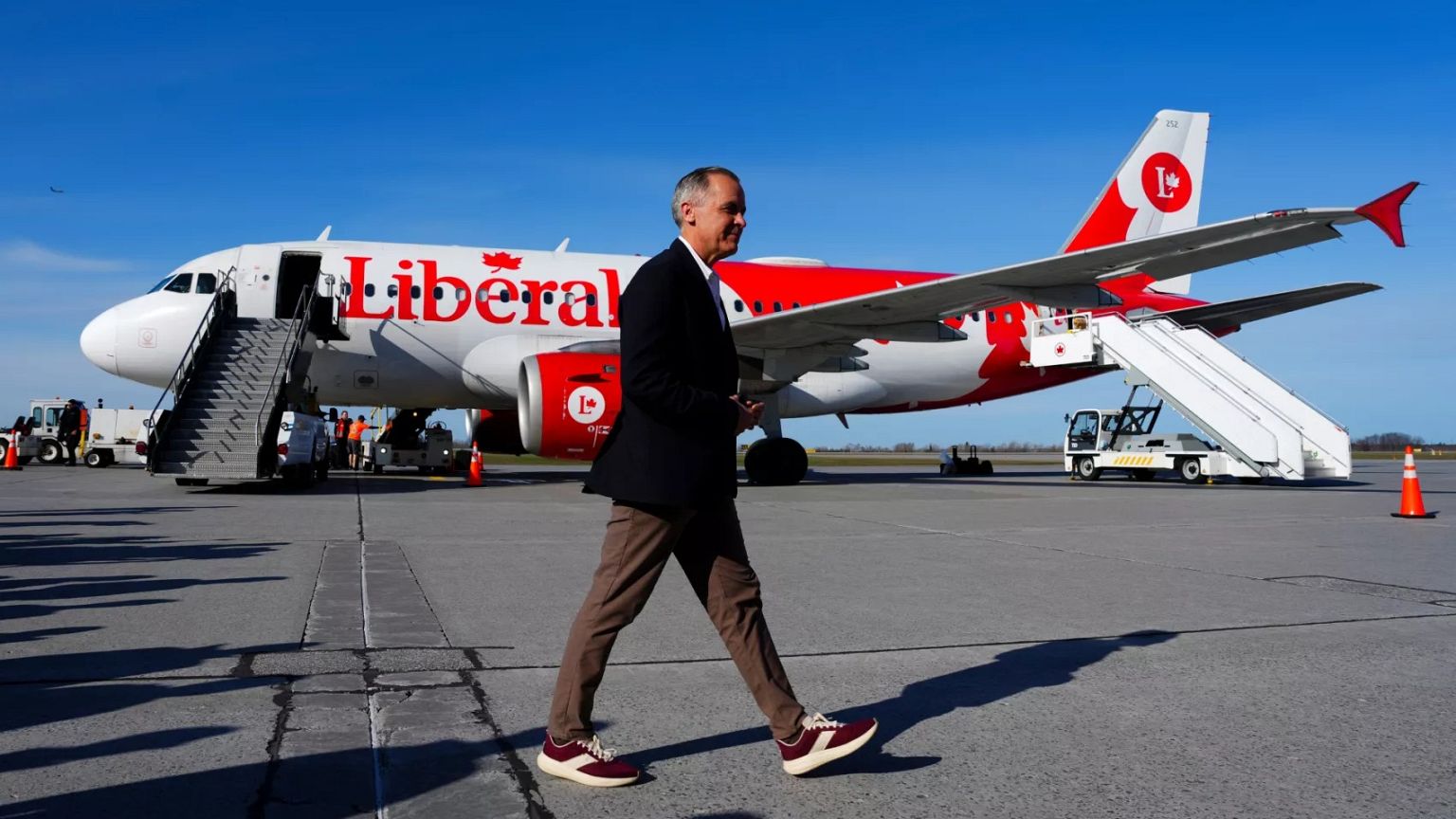 "Elbows up !" : Mark Carney remporte les législatives au Canada grâce à la vague anti-Trump ...
