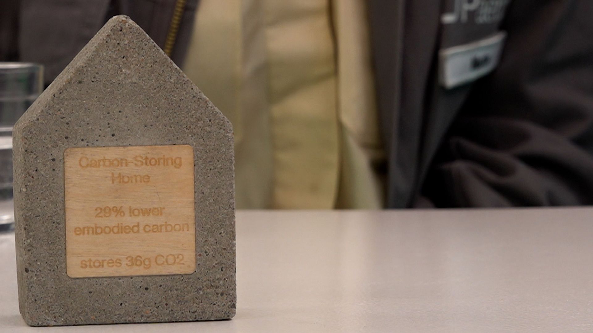 Neuer Ansatz bei Beton könnte die Wohnkosten in Europa senken | Euronews