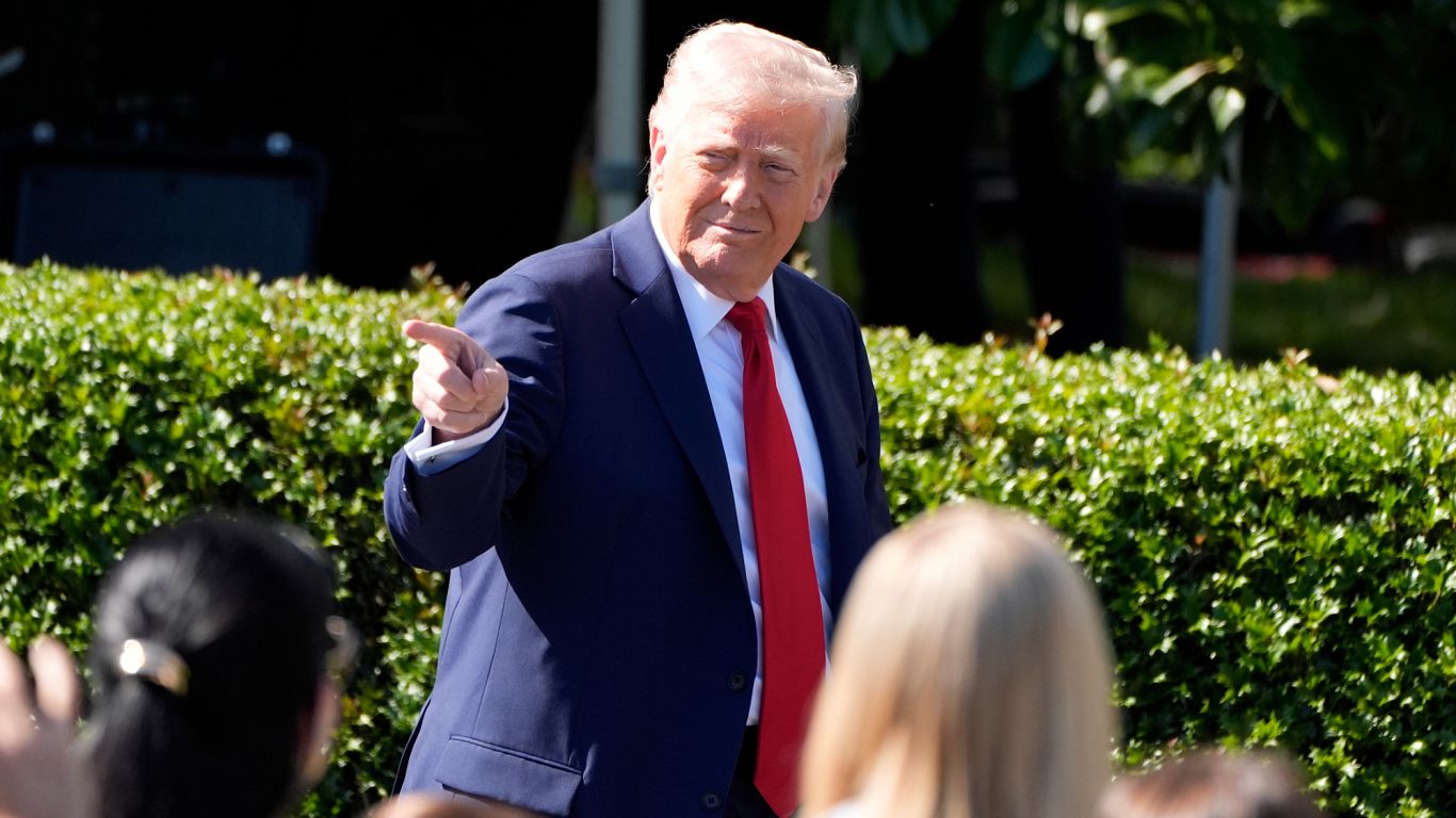 European markets rise as Trump prepares tariff reduction on auto parts | Euronews