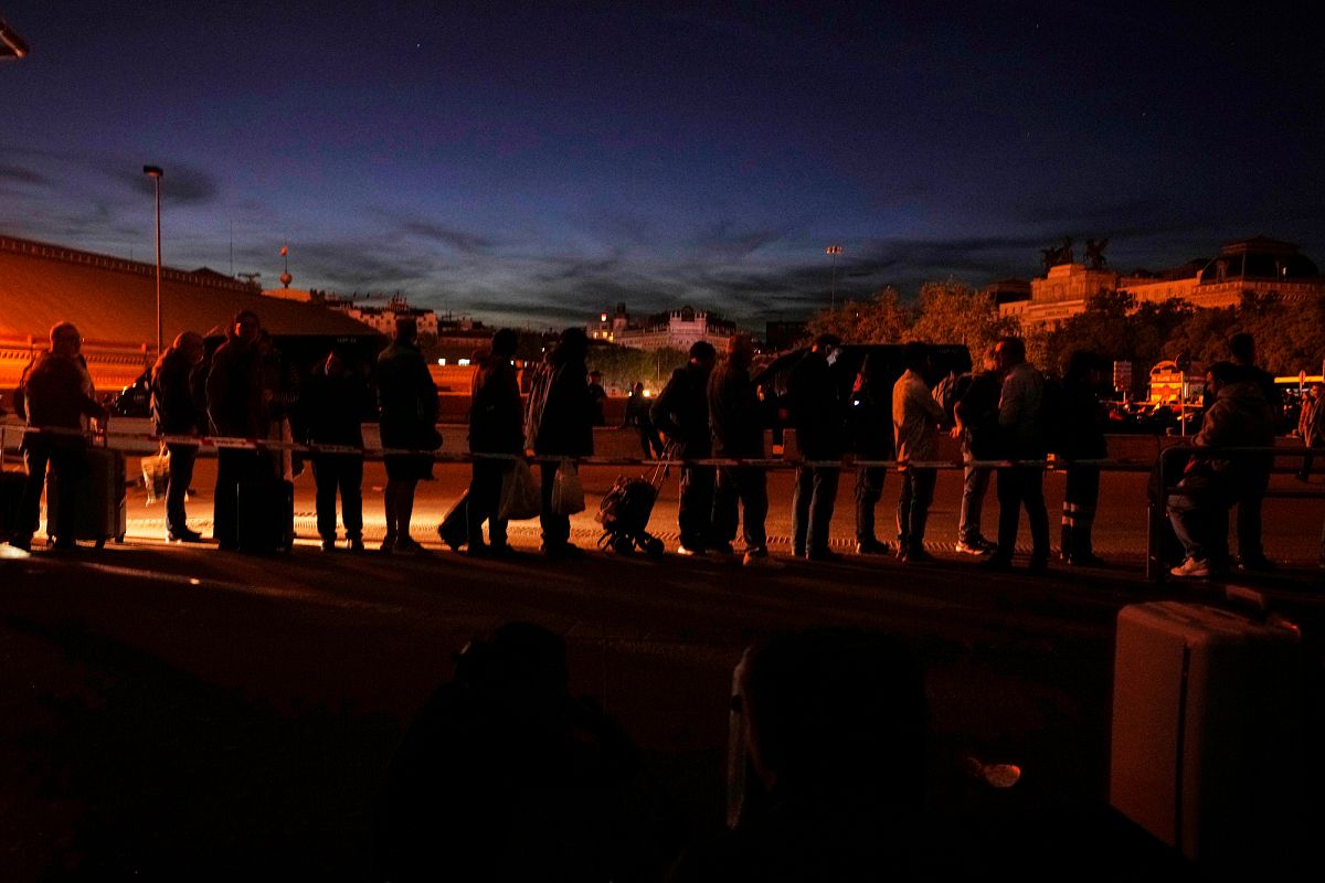 'It won't happen again,' Spain's grid operator says in Iberian blackout ...