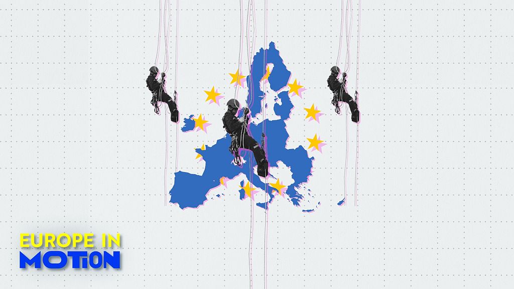 Video. Hungary's Two-tailed Dog Party protests against Assembly Act ...