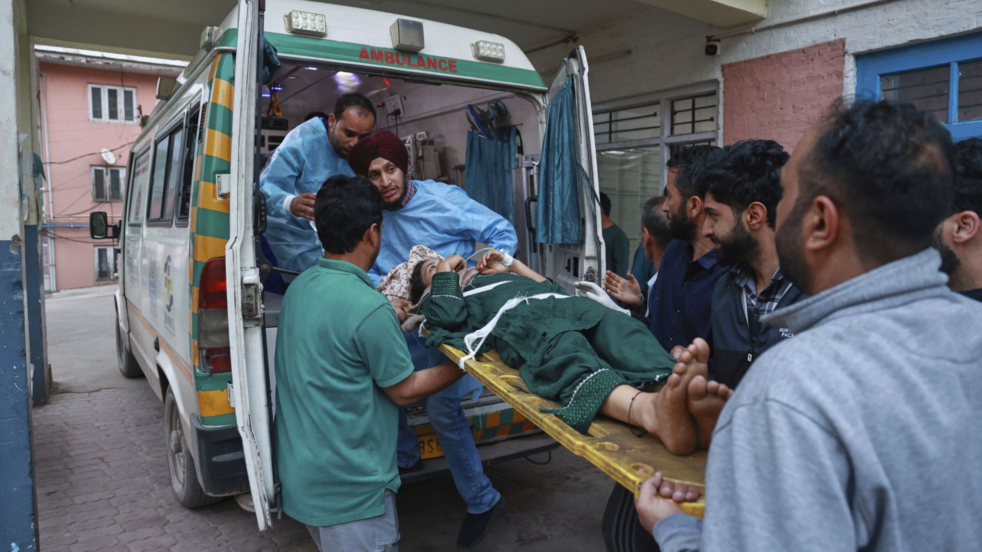 Death toll rises on both sides as India fires missiles into Pakistan in ...