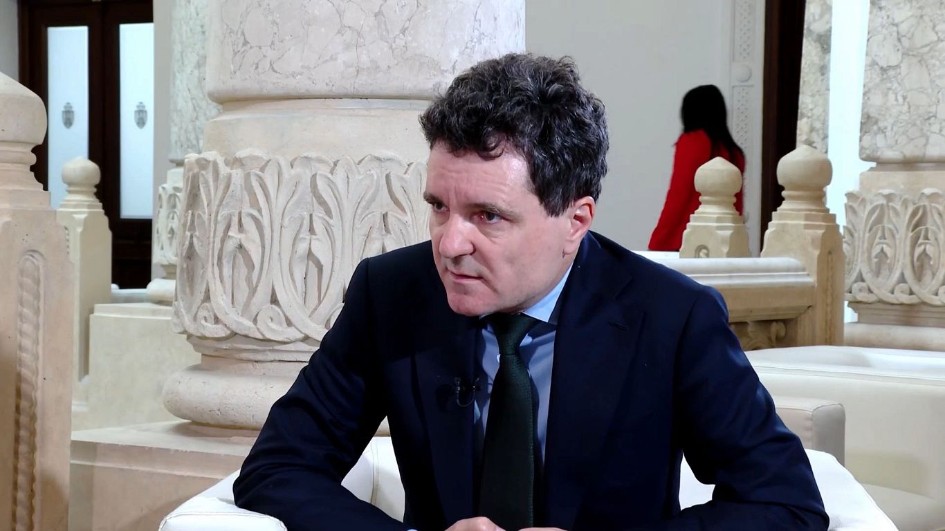 Video. King Charles plays carrot recorder with London Vegetable ...