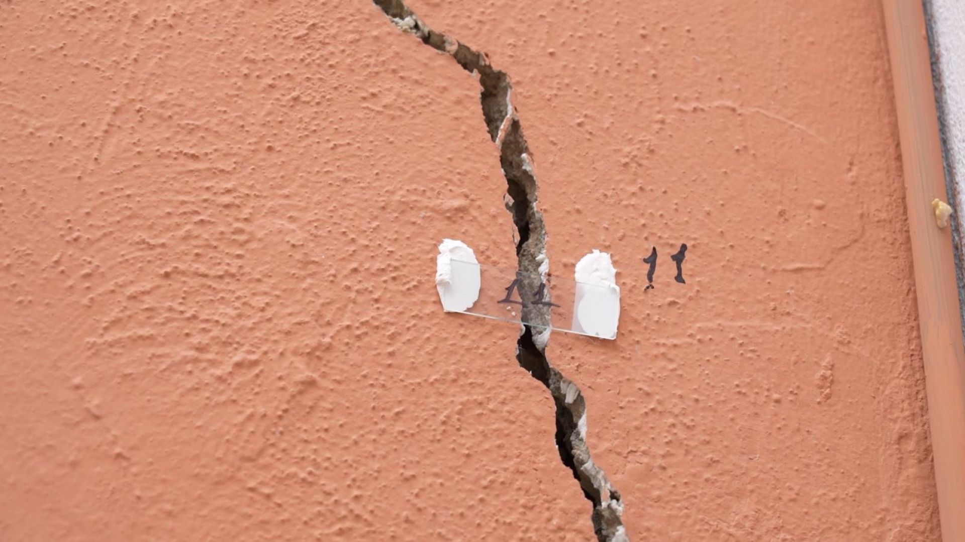 Unerklärtes Phänomen auf Kreta: Es knackt in der Nacht und die Wände ...