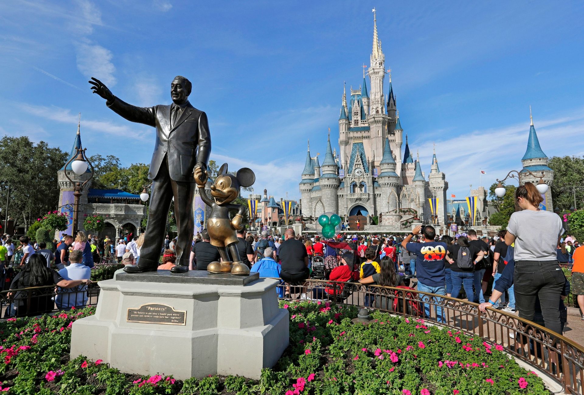 Disney llega a Abu Dabi: ¿Cómo será el nuevo parque temático en ...