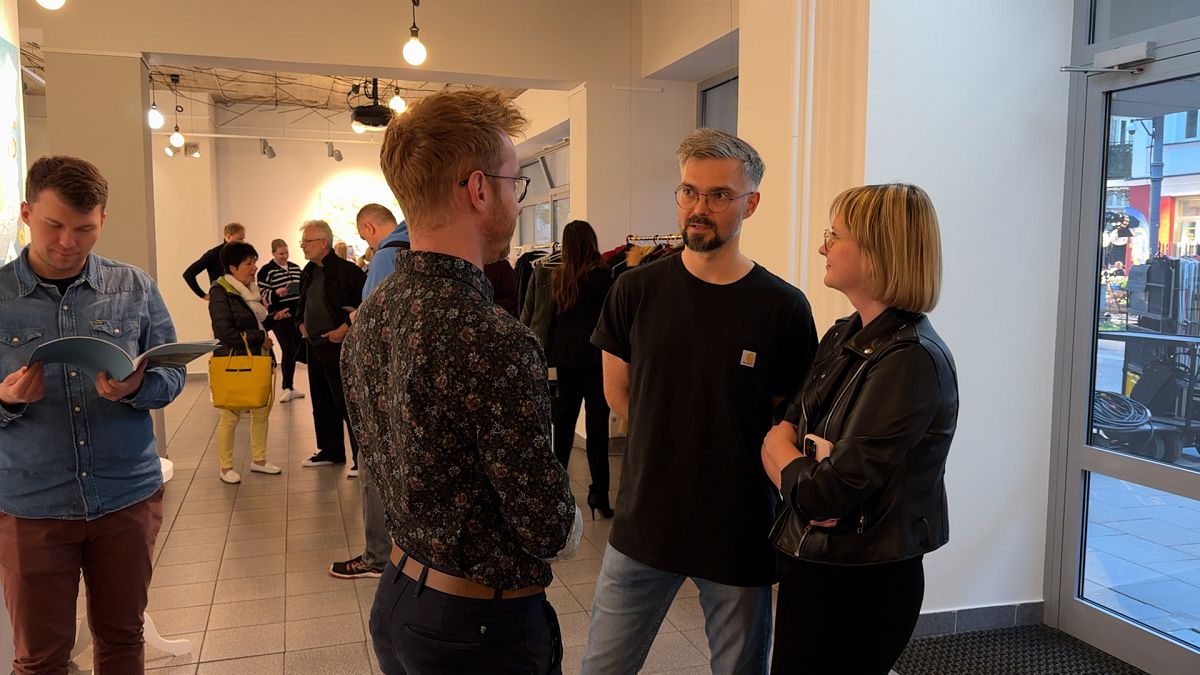 Exposición de Michal Prazmo: arte ligero e irónico en la Galeria ...