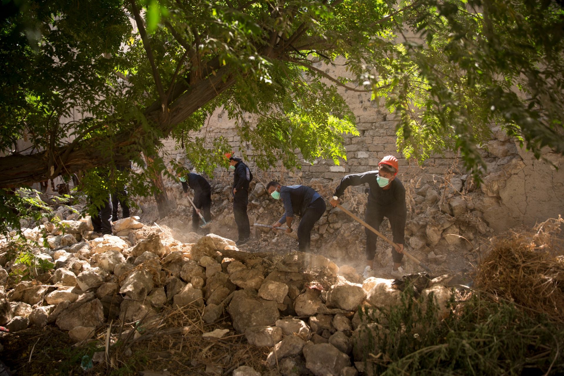 Qatar and FBI uncover remains of 30 people believed to have been killed ...