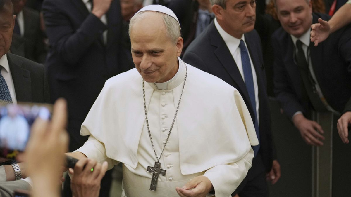 Papa Leone XIV debutta sui social: eredita gli account di Francesco e ...