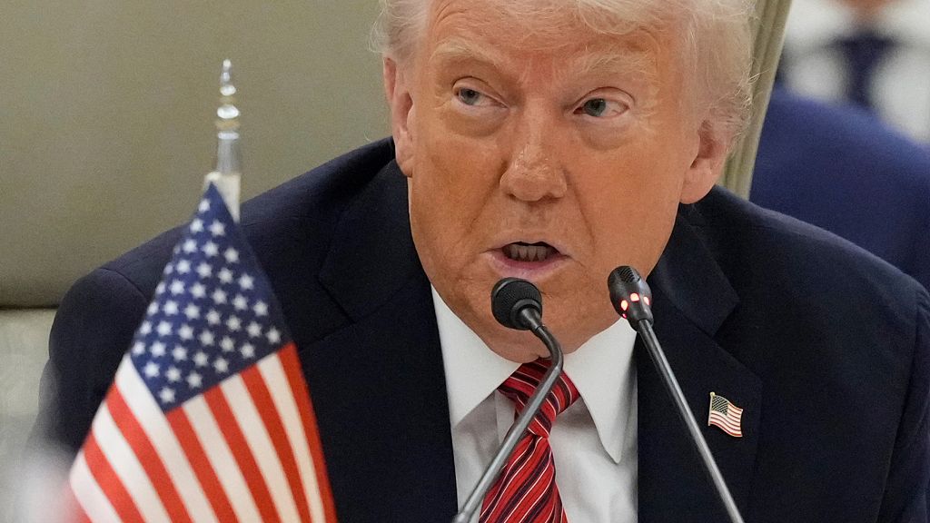 Video. Hungary's Two-tailed Dog Party protests against Assembly Act ...