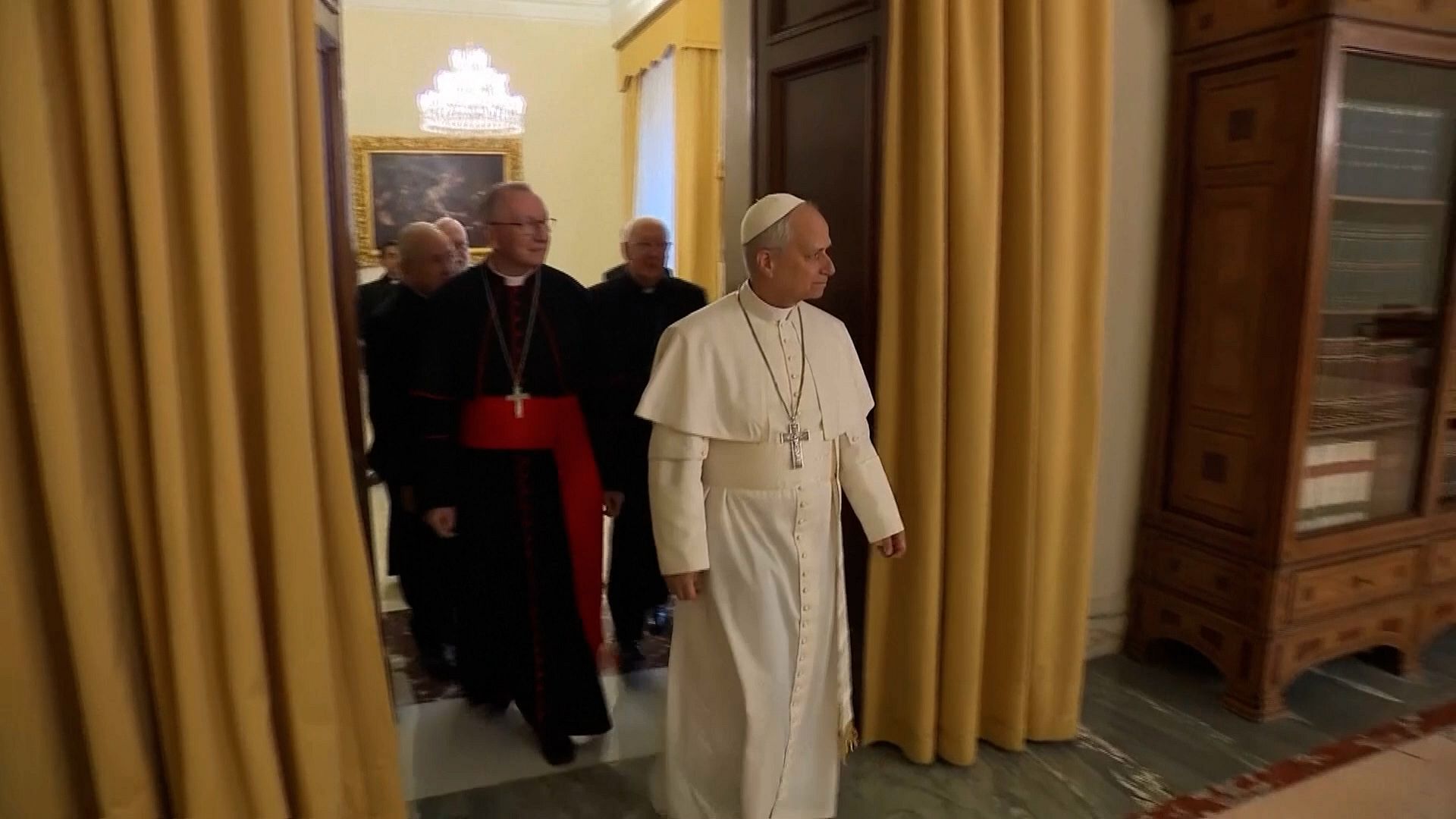 Video. Pope Leo XIV reopens sealed papal apartment | Euronews