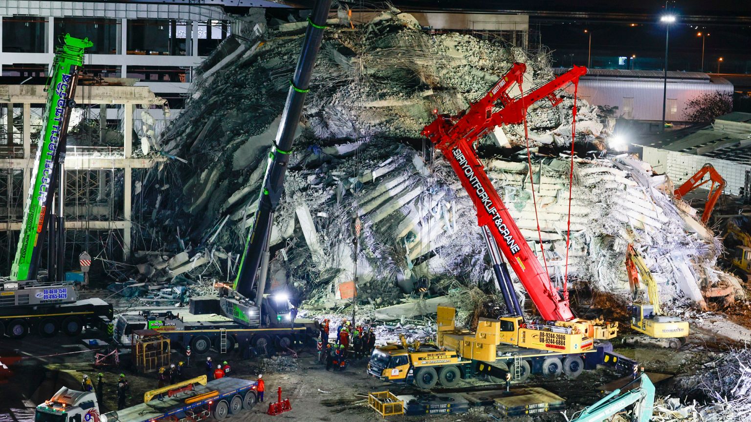 Bangkok officials end search operation at skyscraper that collapsed ...