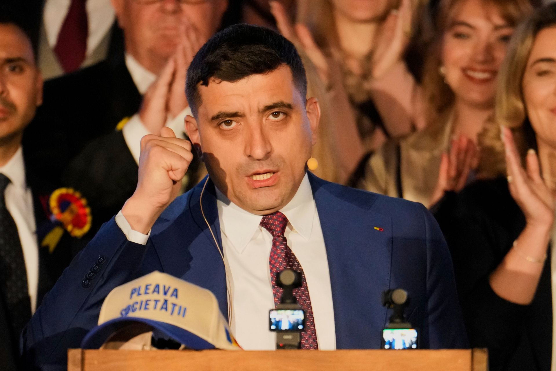 Hungarian minority plays key role in Nicușor Dan's Romanian ...