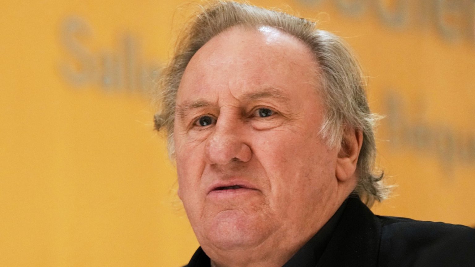 Gérard Depardieu a processo a Roma per presunta aggressione al "re dei ...