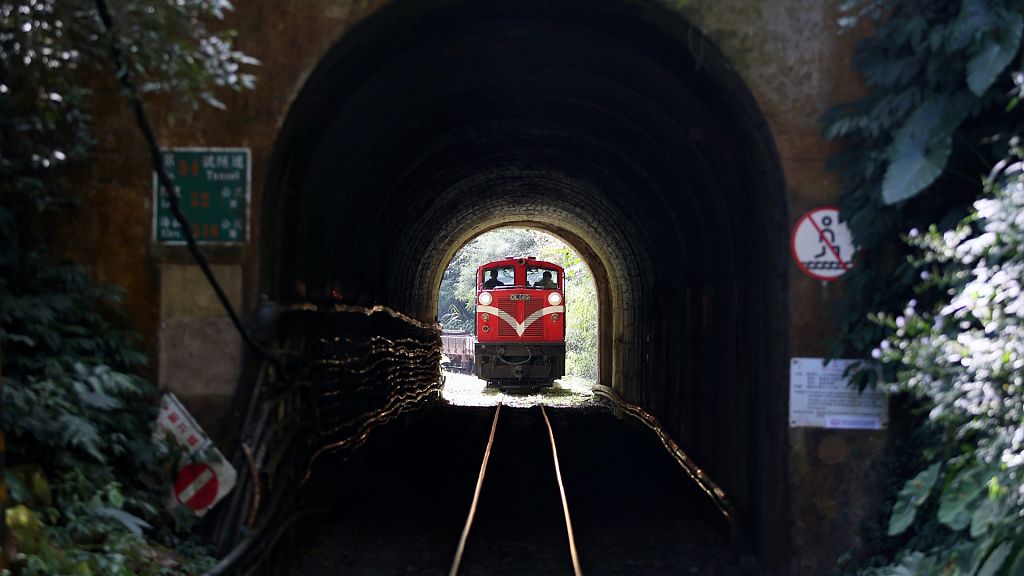 The Flying Scotsman: World’s most famous steam train returns home after ...