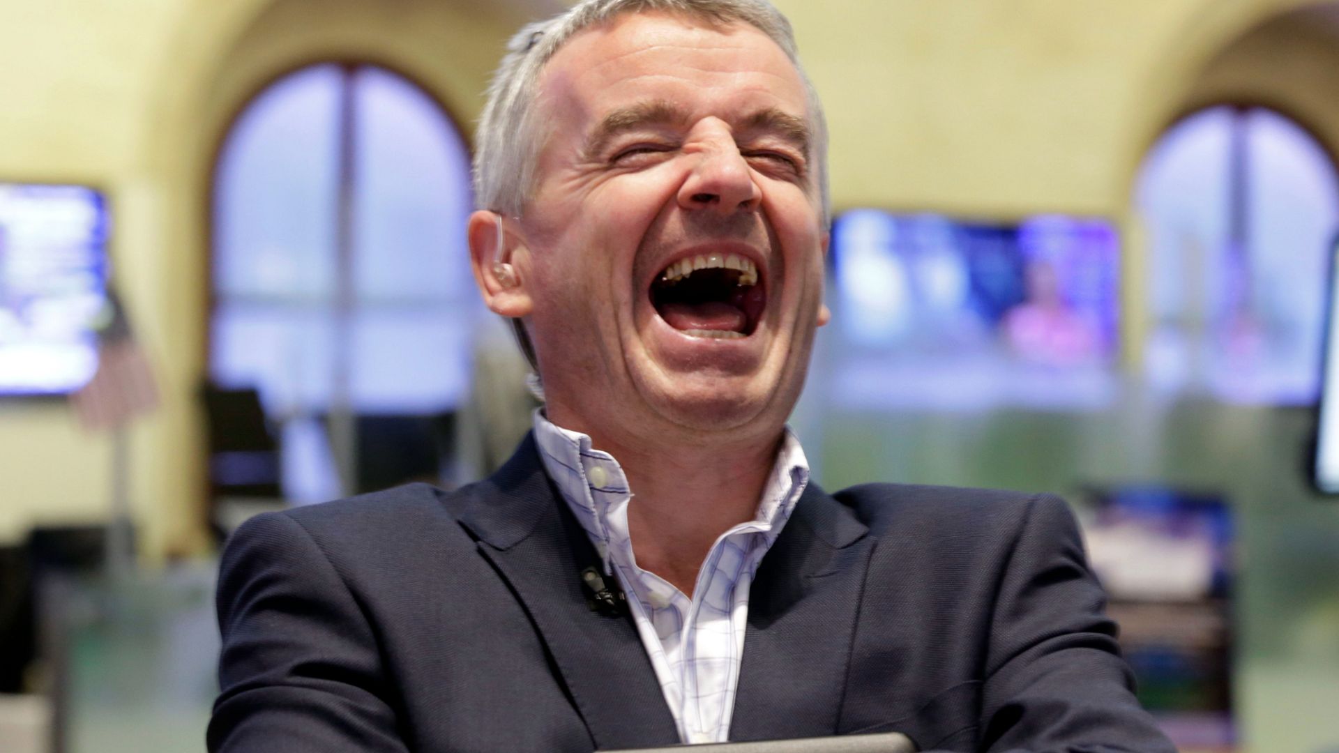 Ryanair CEO eyes multi-million euro bonus as share price stays high ...