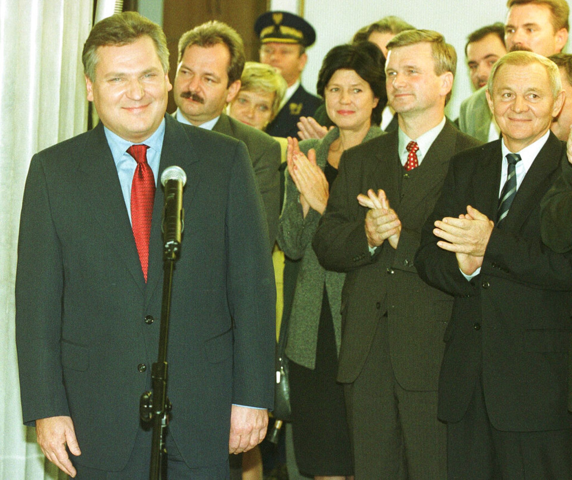 Upadek komunizmu, zwroty akcji i duopol. Poczet prezydentów polskich od ...